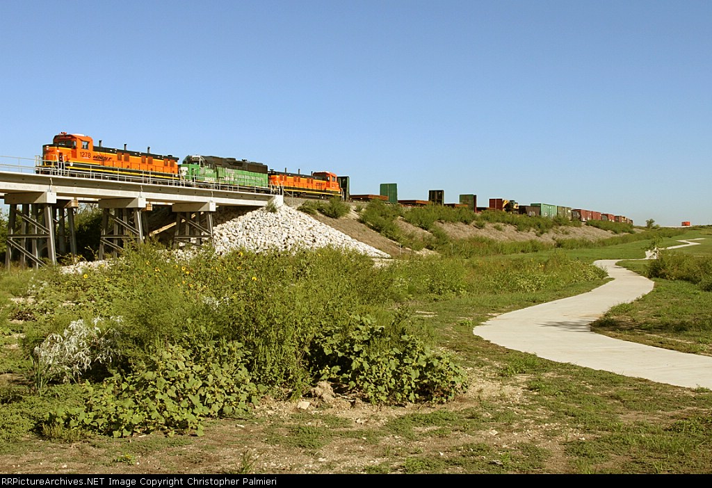 BNSF 1278, 3147, and 1276